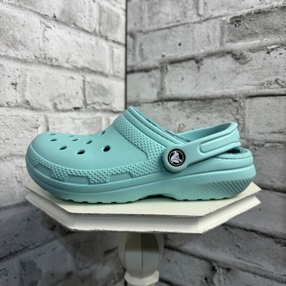CROCS | Shoes | Crocs Classic Lined Clog Light Baby Blue W6 M4 | Poshmark